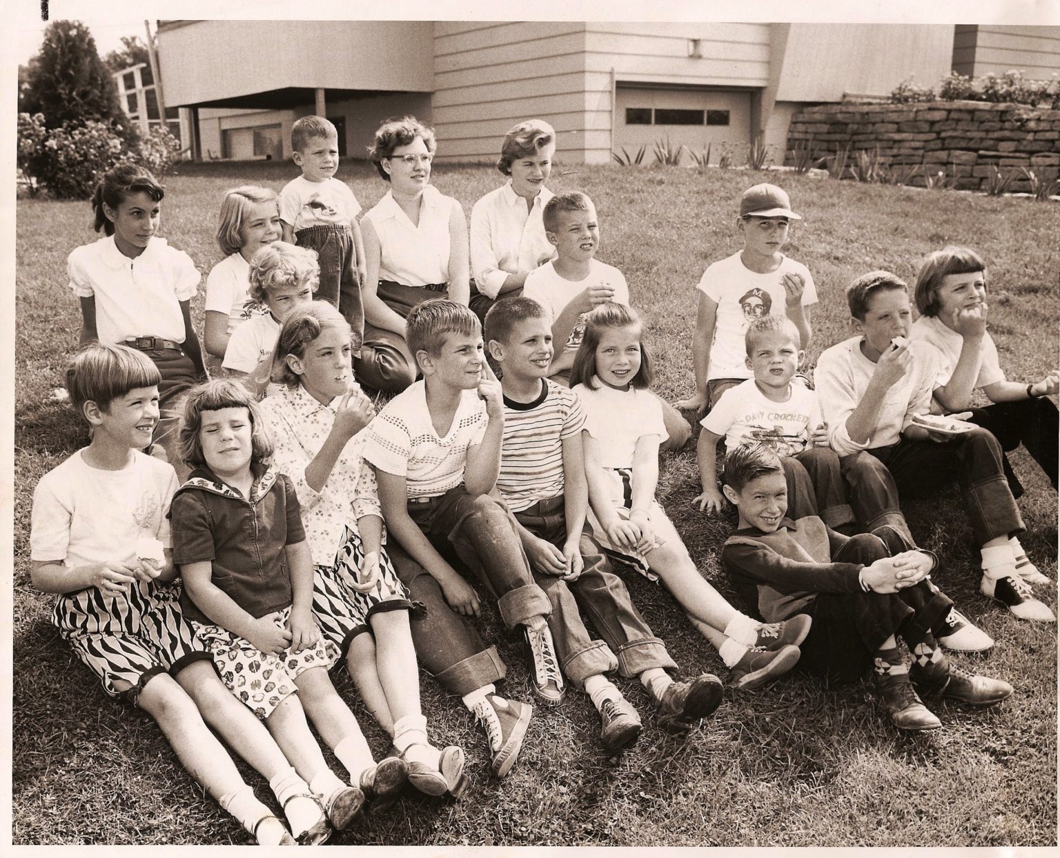 5-historic-photos-a2-block-parties-frederick-circle-block-party-1956_3 ...